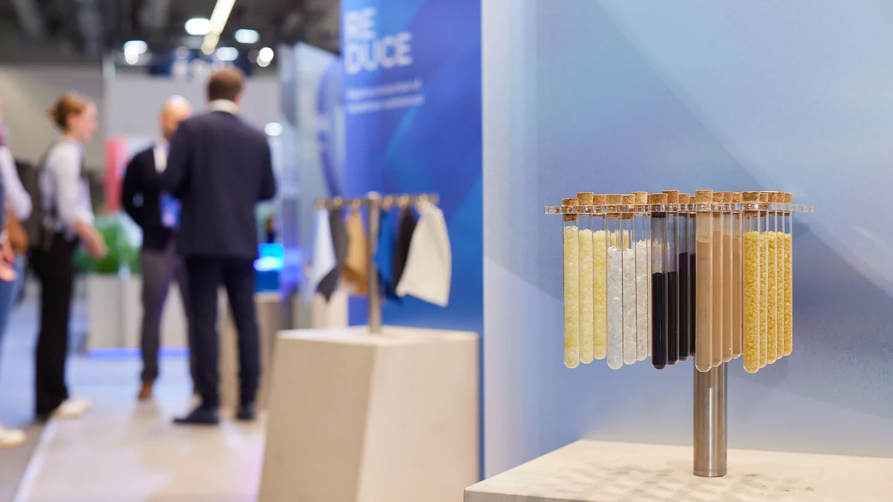 From pre-treatment to finishing: Textile Chemicals & Dyes at Techtextil ...